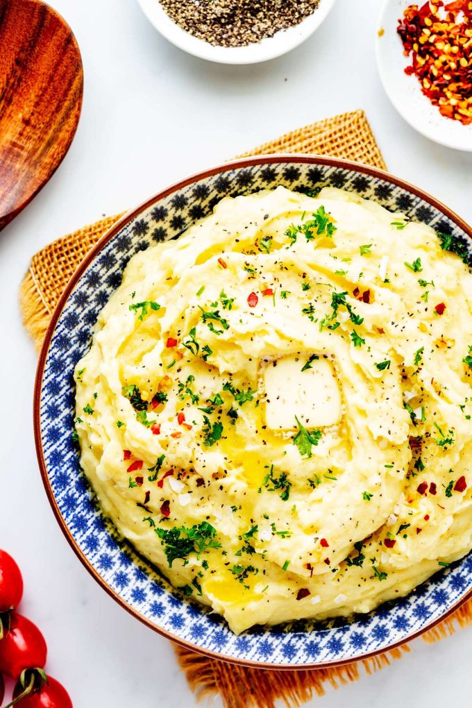 Creamiest Instant Pot Garlic Mashed Potatoes - Wendy Polisi
